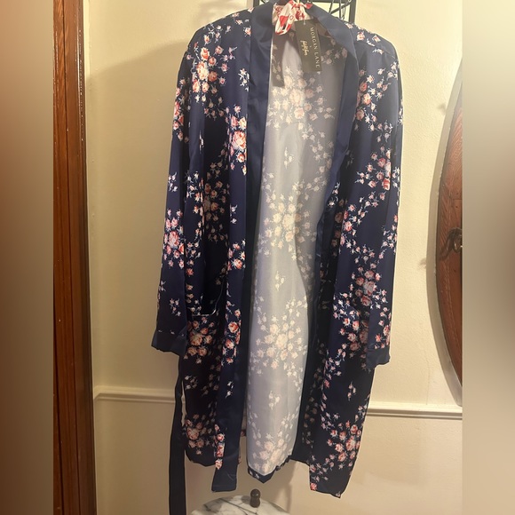 Morgan Lane | Intimates & Sleepwear | Morgan Lane Satin Robe | Poshmark